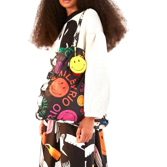 FARM Rio | Bags | Hp Farm Rio Mixed Smiley Rio Tote | Poshmark